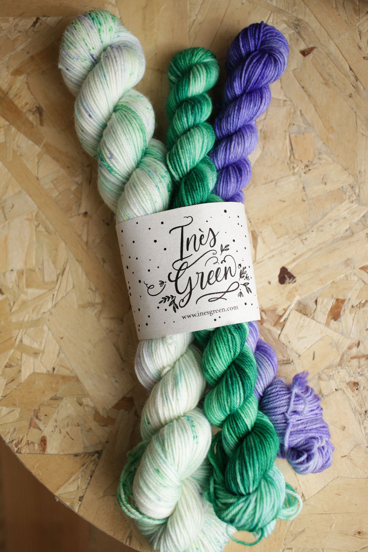 Kits chaussettes colorés parfaits pour des chaussettes uniques - Inès Green